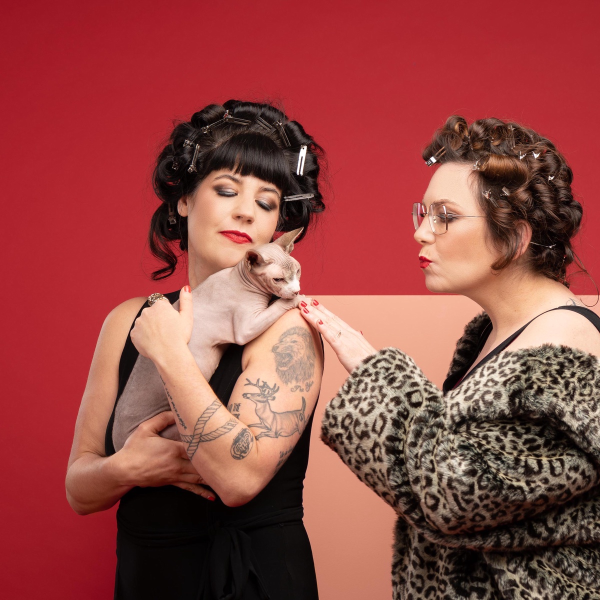 #44 "Die Reporterin - zwischen den Zeilen" von Teresa Simon - Chick ...