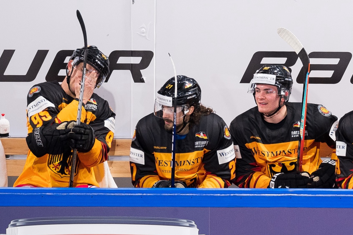 #126 Abflug und Ankunft am Knotenpunkt BER - Puck ma's - Münchens Eishockey-Stammtisch - Podcast